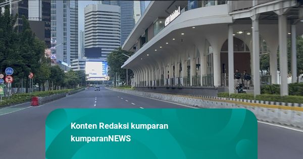 Lengangnya Bundaran HI Jakarta Jelang Salat Idul Fitri 2025 | kumparan.com